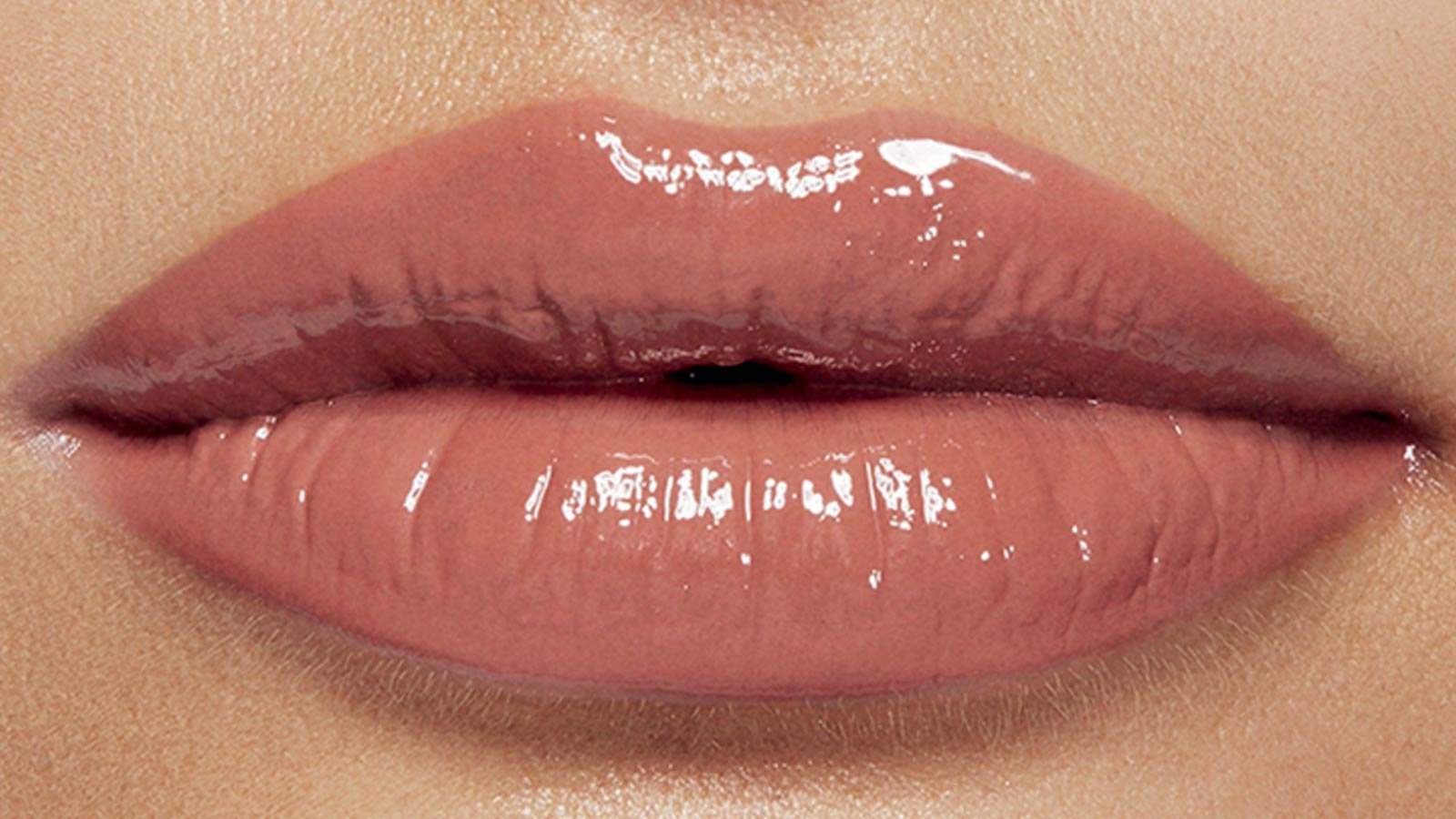 Maquillaje para labios: Lifter gloss hidratante - Maybelline
